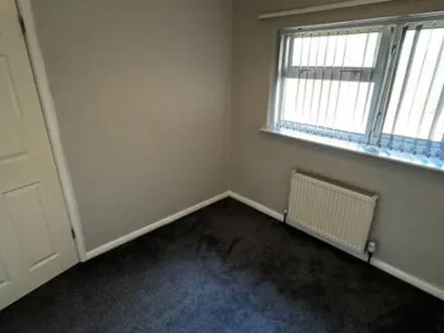 Lavender Grove, Bloxwich, WS3 1SX, United Kingdom | 3 bed apartment for rent #142464404 | Rentberry