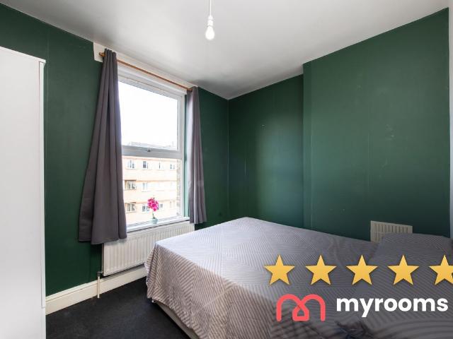 Lavender Hill, London SW11, 1 bed flat to rent, £999 pcm | PrimeLocation
