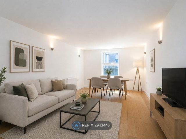 Lavender Hill, London SW11, 2 bed flat to rent, £2,500 pcm | PrimeLocation