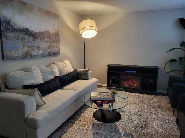 Lavera at Lake Highlands 3 Bedroom Apartment for Rent at 9842 Audelia Rd, Dallas, TX 75238 Lake Highlands