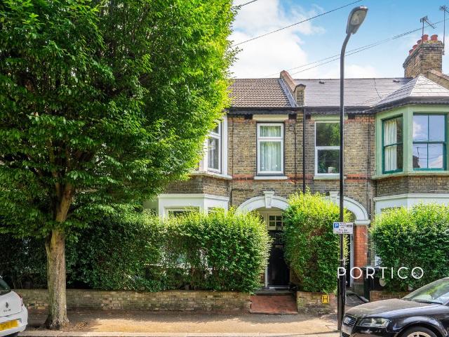 Lawton Road, Leyton E10, 2 bed flat to rent, £1,800 pcm | PrimeLocation