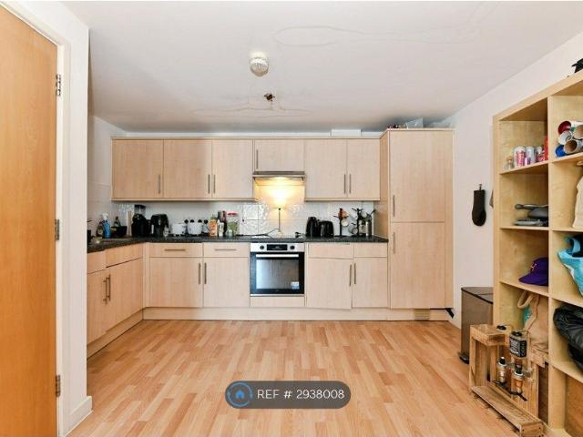 Lawford Mews, Bristol BS2, 2 bed flat to rent, £1,600 pcm | PrimeLocation