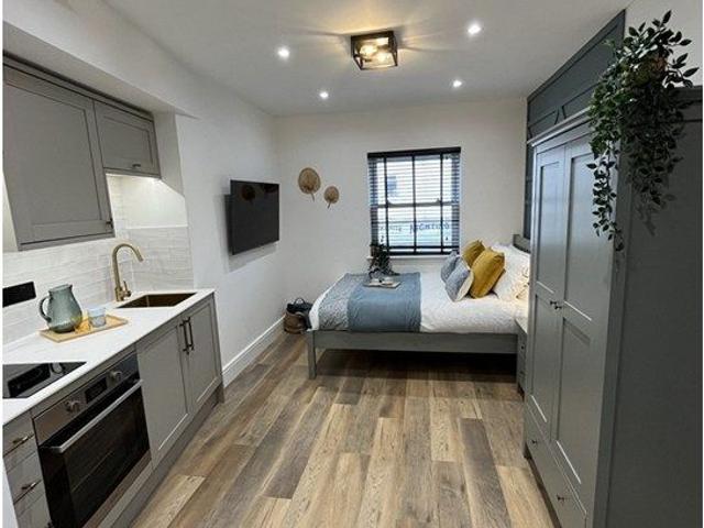 Lawford Road, Rugby CV21, Room to rent, £925 pcm | PrimeLocation