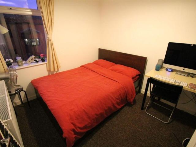 Lawford Street, Bristol, BS2