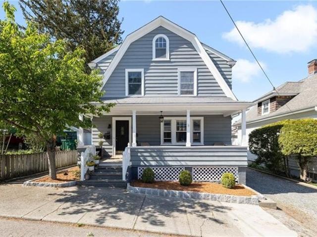 Lawn Ave, Warwick, Home For Sale