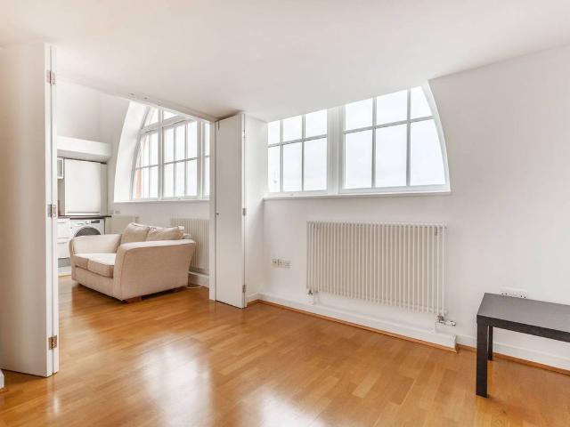 Lawn Lane, Vauxhall, London SW8, 2 bed flat to rent, £3,250 pcm | PrimeLocation