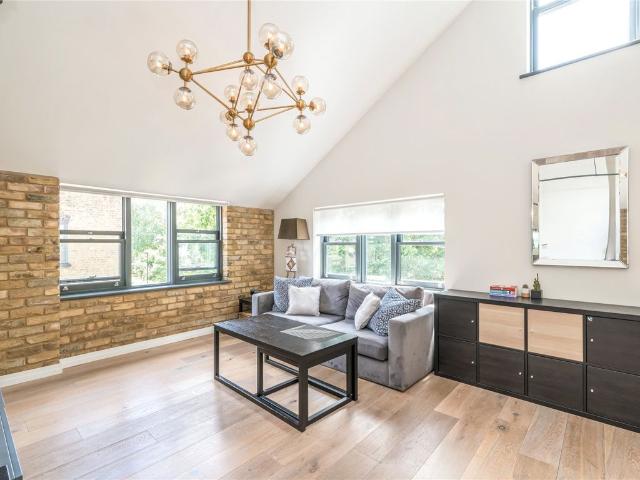 Lawn Lane, Vauxhall SW8, 2 bed flat to rent, £3,300 pcm | PrimeLocation