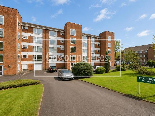 Lawn Road, Guildford, GU2 2 bed flat to rent £1,650 pcm £381 pw