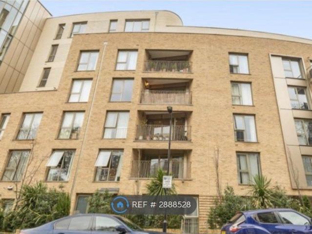 Lawn Road, London NW3, 2 bed flat to rent, £3,350 pcm | PrimeLocation