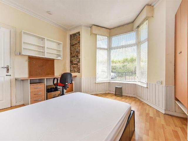Lawn Terrace, Treforest, Pontypridd CF37, 4 bed terraced house to rent, £1,320 pcm | PrimeLocation