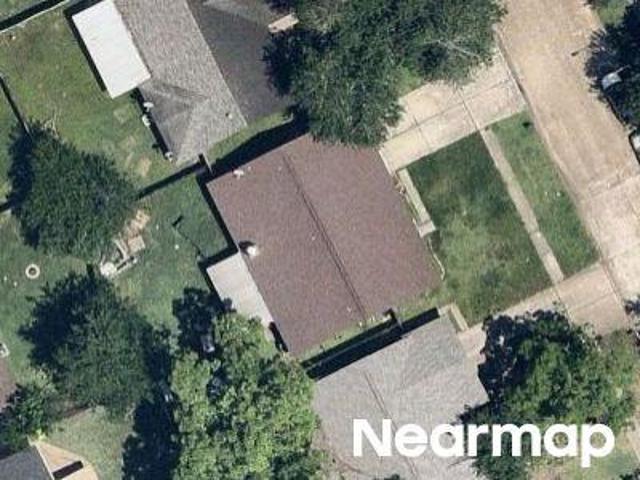 Lawn Wood Ln