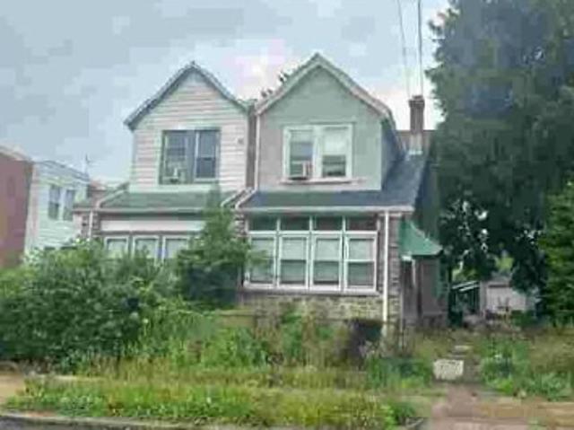 Lawndale Ave