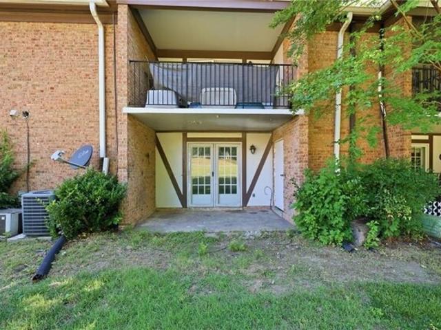 Lawndale Dr Unit C, Greensboro, Condo For Sale