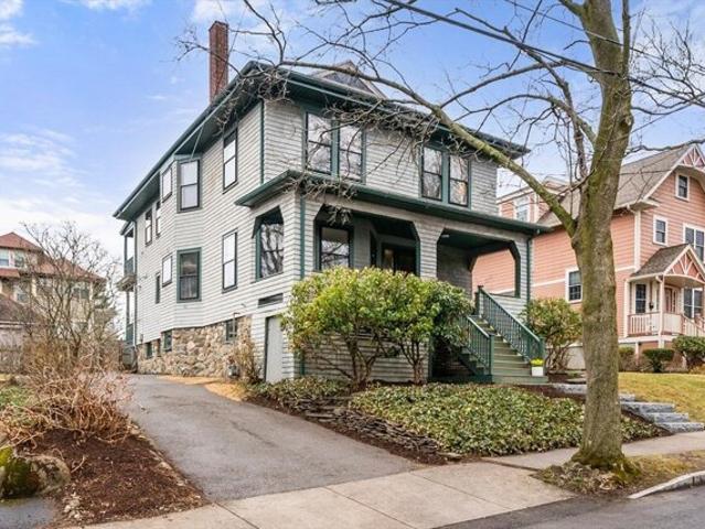 Lawndale St, Belmont, Home For Sale