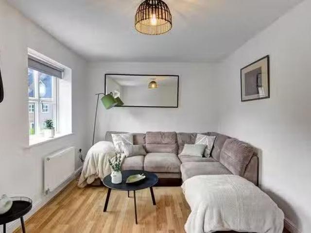 Lawnhurst Avenue