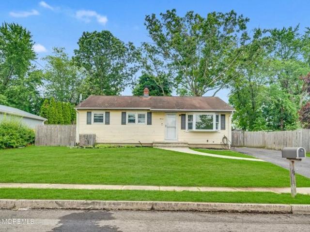 Lawrence Ave, Howell, Home For Sale