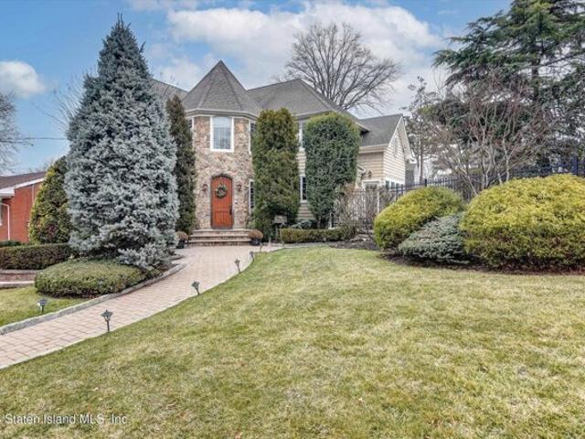 Lawrence Ave, Staten Island, Home For Sale