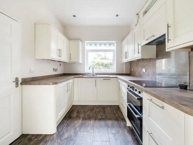 Lawrence Close, Charlton Kings, Cheltenham, GL52