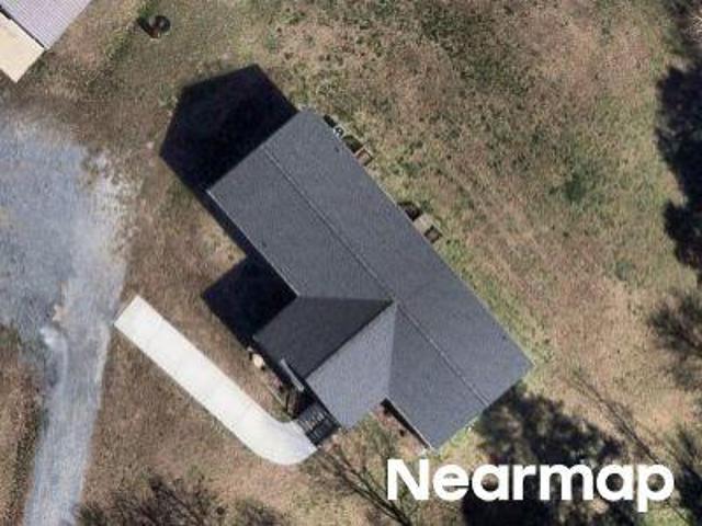 Lawrence Farm Ln