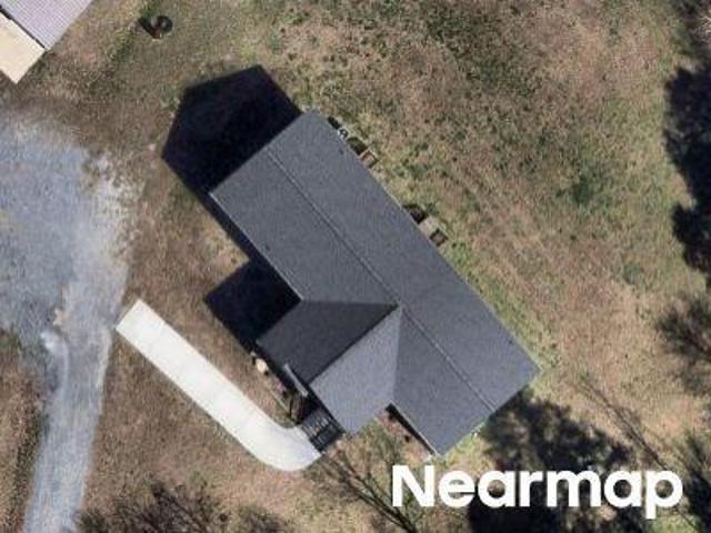 Lawrence Farm Ln