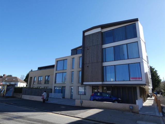 Lawrence House, 188 Histon Road, Cambridge CB4, 2 bed flat to rent, £1,700 pcm | PrimeLocation