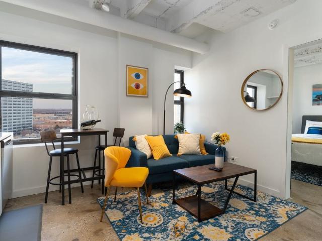 Lawrence Lofts 1 Bedroom Apartment for Rent at 1049 W Lawrence Ave, Chicago, IL 60640 Uptown
