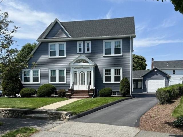 Lawrence Rd, Medford, Home For Sale