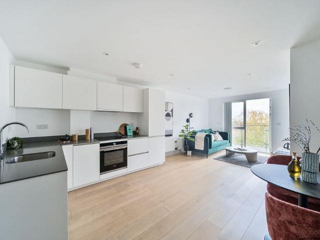 Lawrence Road, London