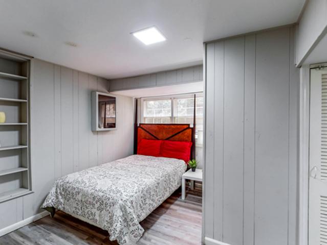 Lawrenceville Home on 29 at Gloster