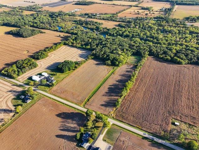 Lawrenceville Rd, Garden Prairie, IL 61038