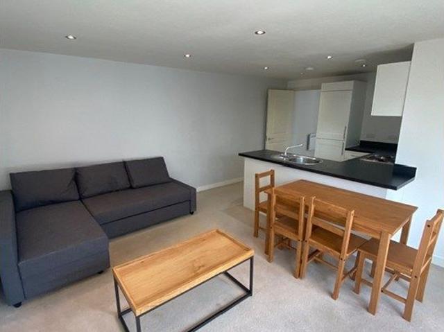 Lawrie House, London SW19, 2 bed flat to rent, £2,195 pcm | PrimeLocation