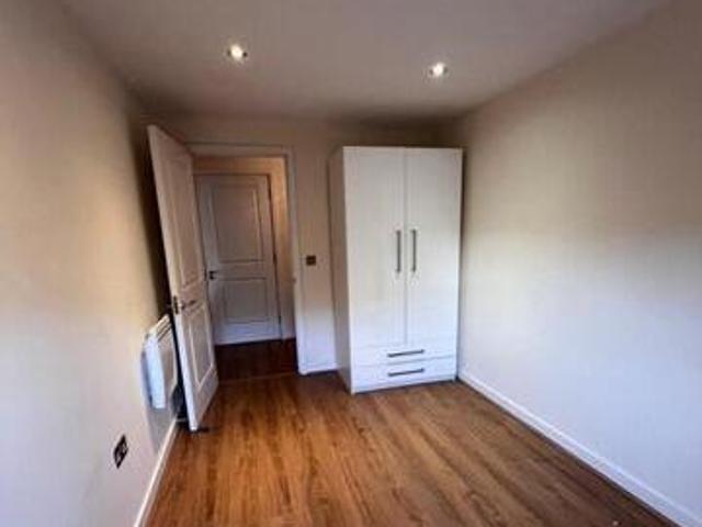 Lawrie House, London, 1 Bedroom Flat