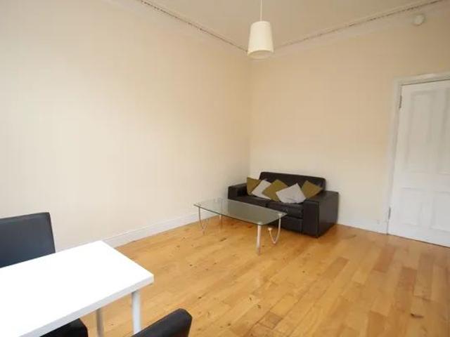 Lawrie Street, Glasgow, G11