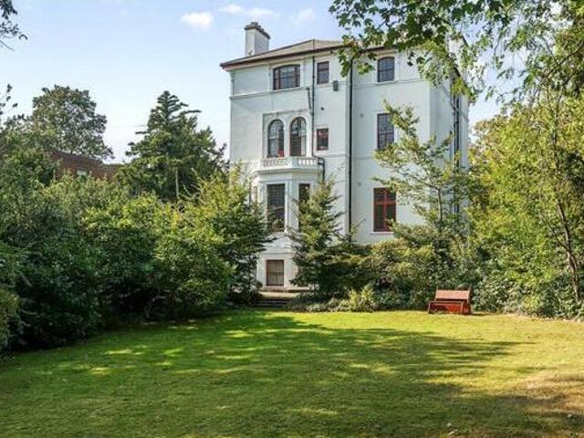 Lawrie Park Road, London, 2 Bedroom Flat