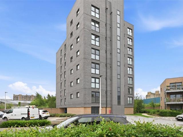 Lawrie Reilly Place, Edinburgh, EH7 1 bed apartment to rent £1,150 pcm £265 pw