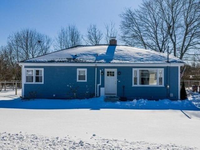 Lawson Ave, Acushnet, Home For Sale