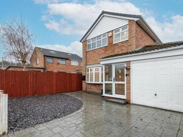 Lawson Avenue, Leigh, 3 Bedroom Detached
