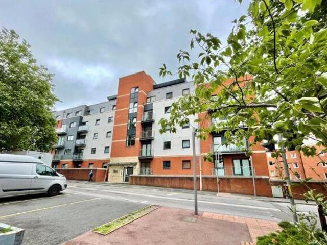 Lawson Street, Room Apartments, Preston, 1 Bedroom Flat