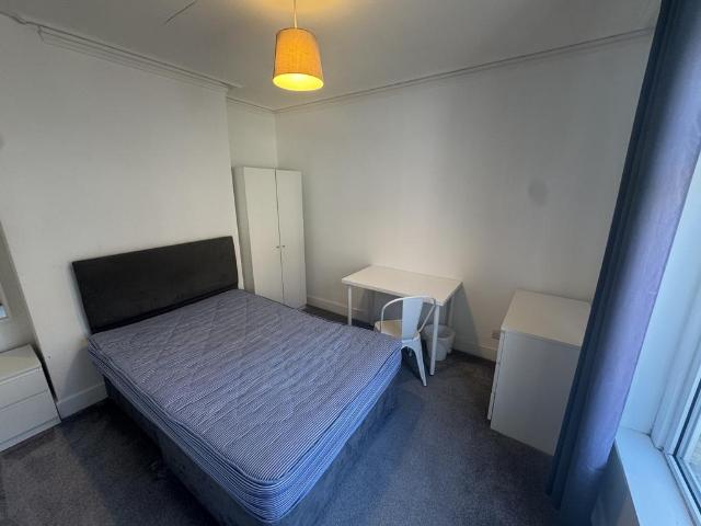 Lawson Road, Hampshire PO5 6 bed house to rent £3,900 pcm £900 pw