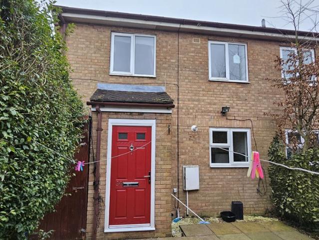 Laxton Close, Luton LU2, 1 bed terraced house to rent, £1,050 pcm | PrimeLocation