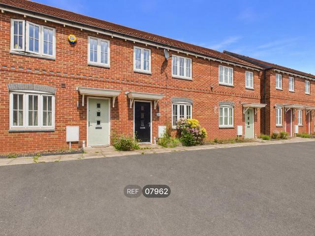 Laxton Close, Nottingham NG8, 3 bed terraced house to rent, £1,100 pcm | PrimeLocation