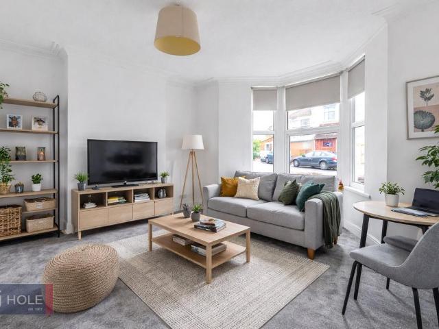 Laxey Road, Horfield, Bristol, BS7 5 bed terraced house to rent £3,000 pcm £692 pw