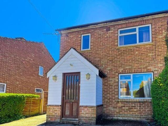 Layters Close, Chalfont St Peter, 2 Bedroom Terraced