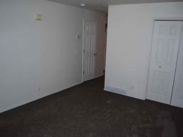 Layton, UT Apartment $1,300.00 Available June 2022 1428 W.