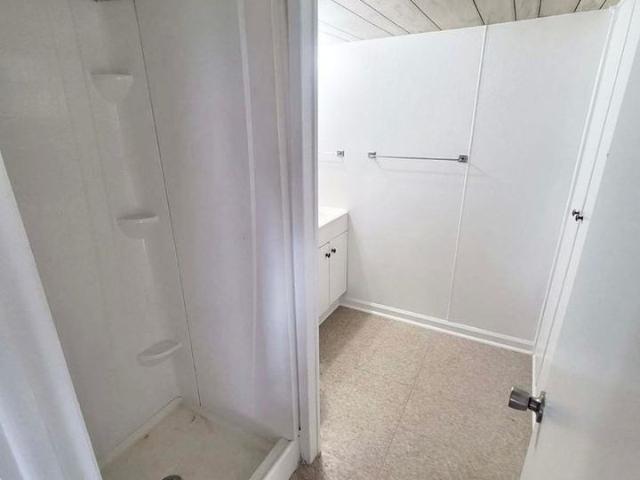 Lazy Oaks 1 Bedroom Apartment for Rent at 1414 N Lake View Ave, Leesburg, FL 34748