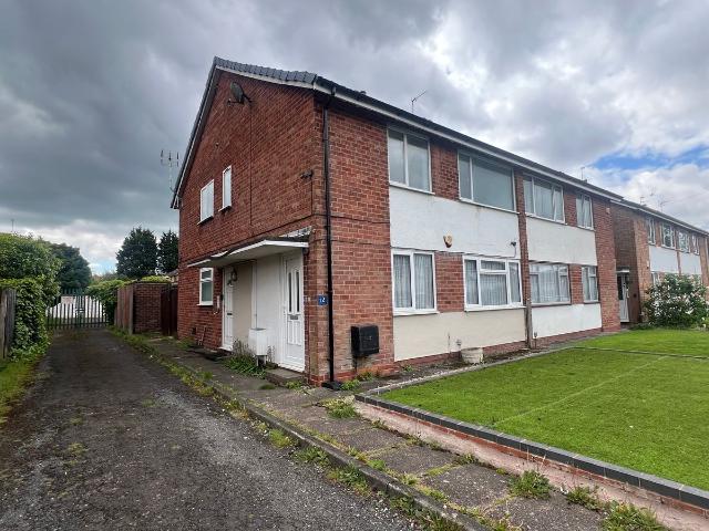 Lazy Hill, Birmingham B38, 2 bed maisonette to rent, £950 pcm | PrimeLocation