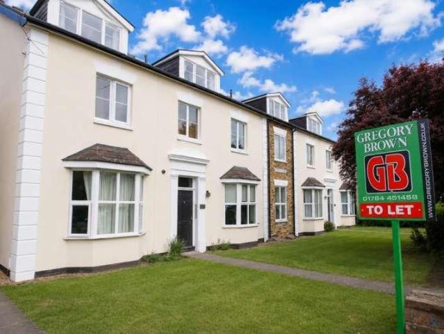 Lazare Court, Gresham Road, Staines upon thames, TW18