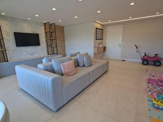 Lazer de Resort 136m², 3 suites, Sacada Gourmet com Churrasqueira, Living 3 ambientes, 2 vg