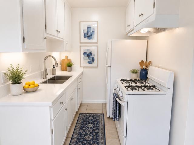 LB0767 Freeman 2 Bedroom Apartment for Rent at 767 Freeman Ave, Long Beach, CA 90804 Eastside