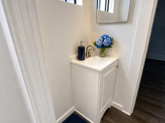 LB1450 Rubs Imp. Studio Apartment for Rent at 1450 Coronado Ave, Long Beach, CA 90804 Lee School